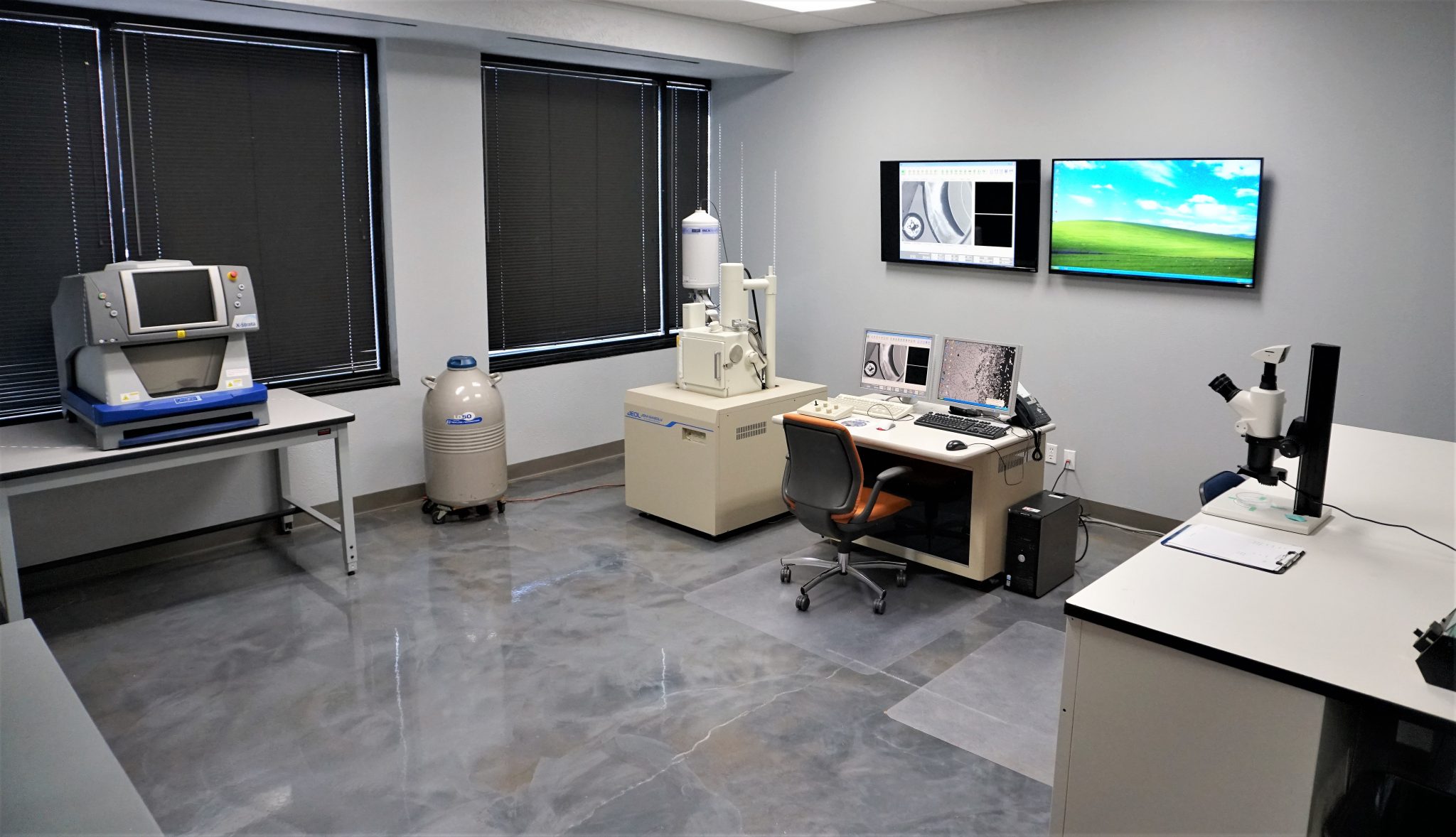 Surface Analysis & Electron Beam Lab - Stolk Labs